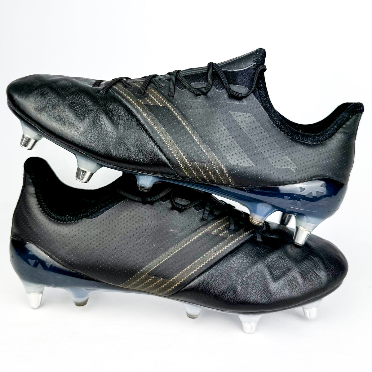 Adidas Kakari Light SG - Black/Black *Sample* – PM Boots